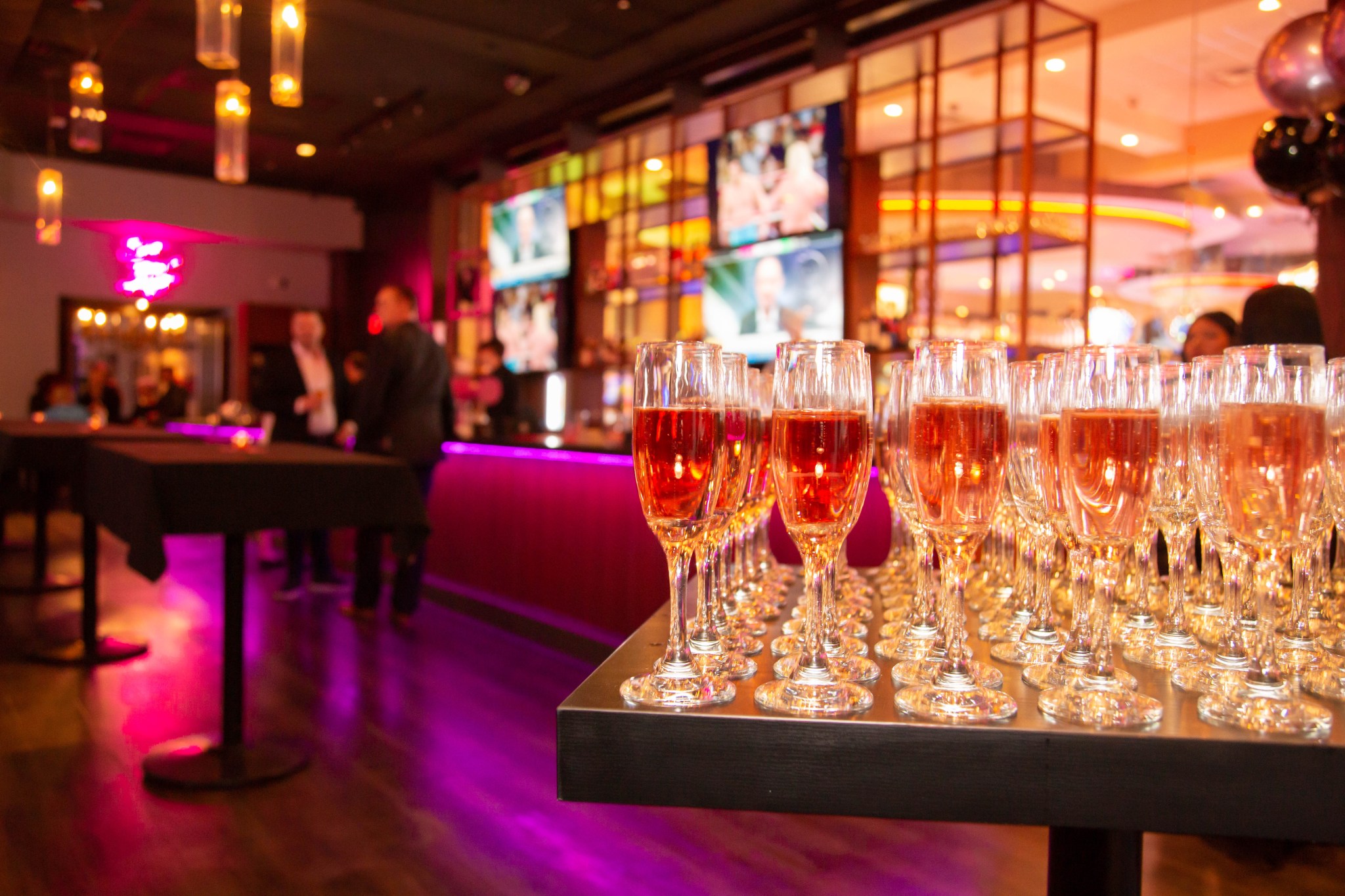 Calgary Speed Dating Events - Fun Singles Events in Calgary!