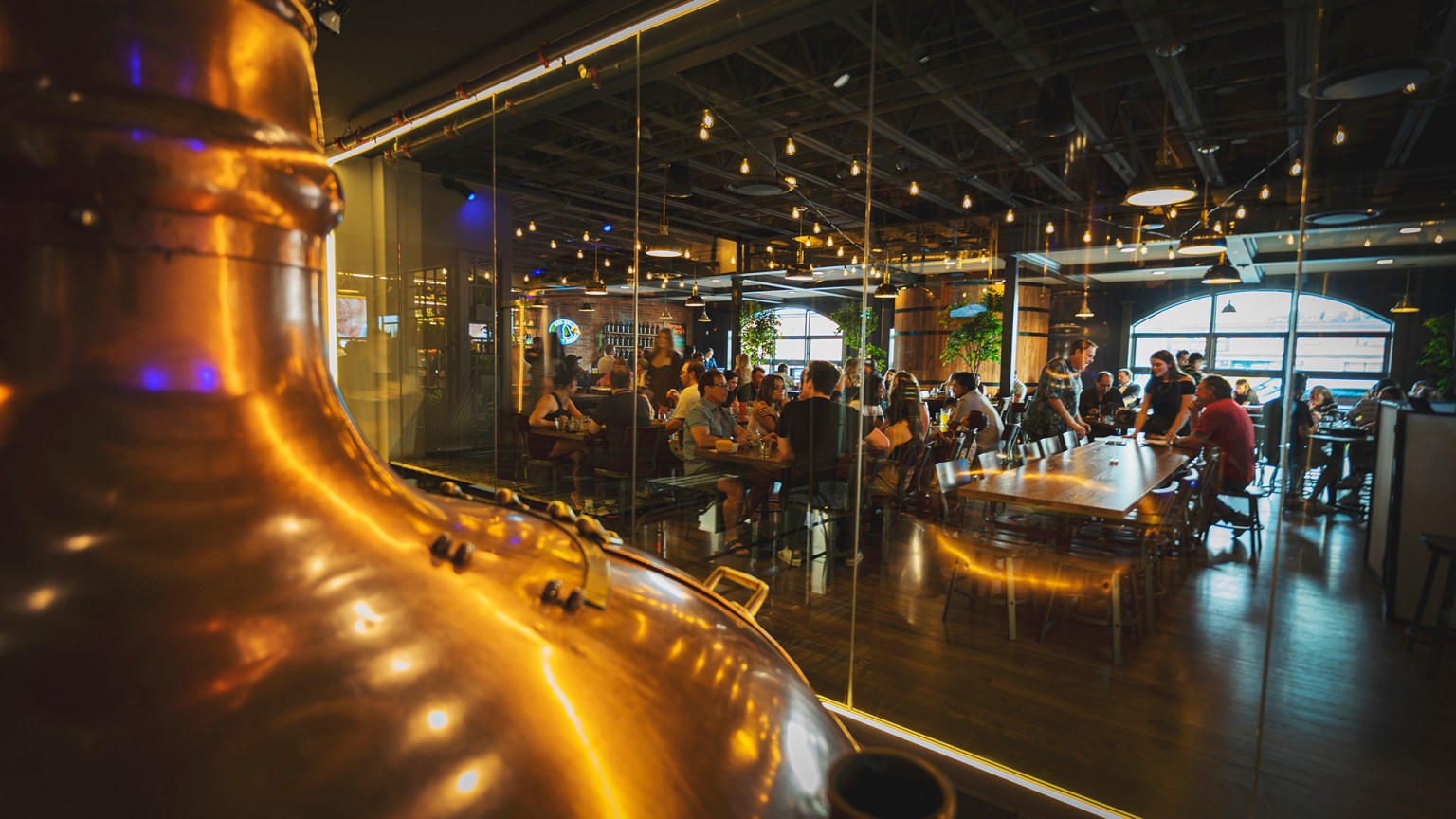 Fun Speed Dating Edmonton Events - Themed Singles Events